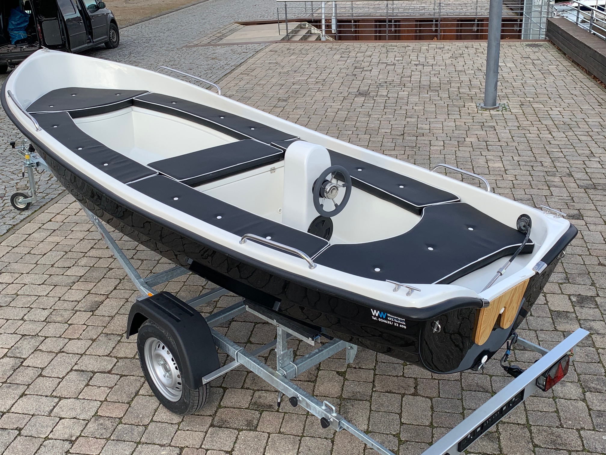 GFK Boot – WW-Wassersport – Werkstatt | Fahrschule | An-/Verkauf | Touren